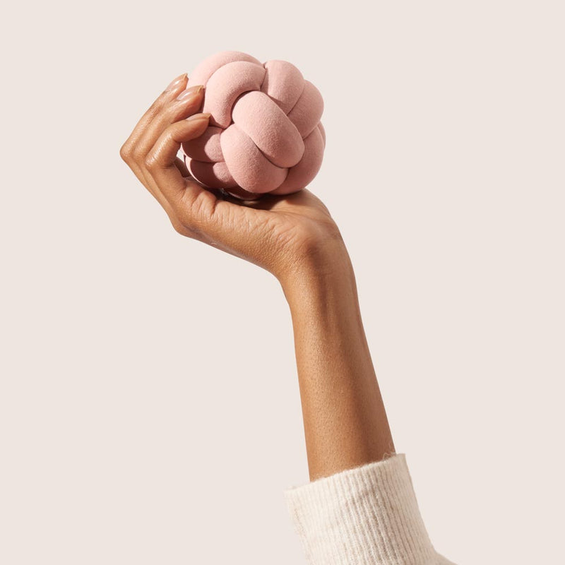 Sustainable Knot Pillows Perfect For Stress-Relief | Hugget™